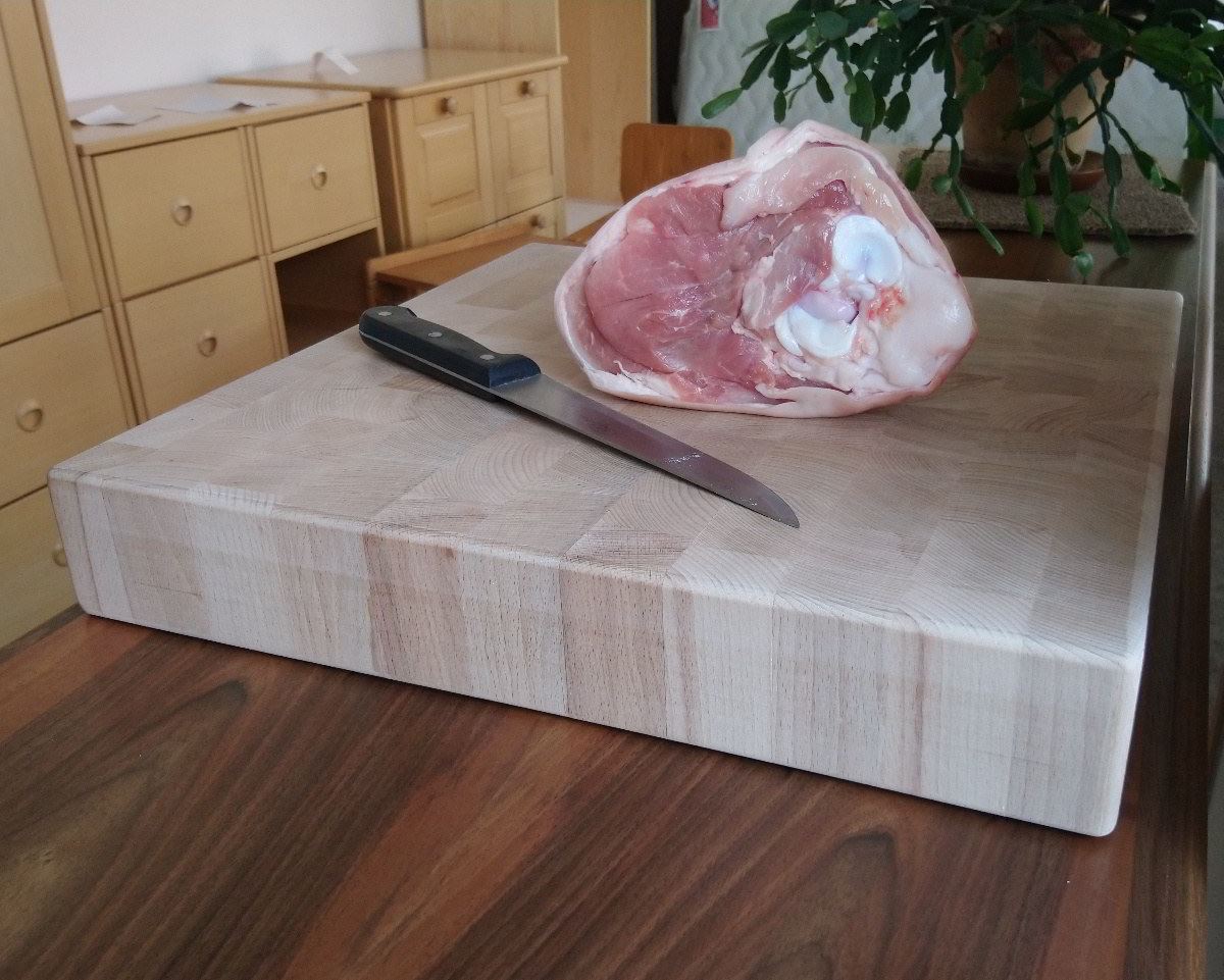 Dřevěný špalek na maso | Česká výroba | CZvyrobky.cz